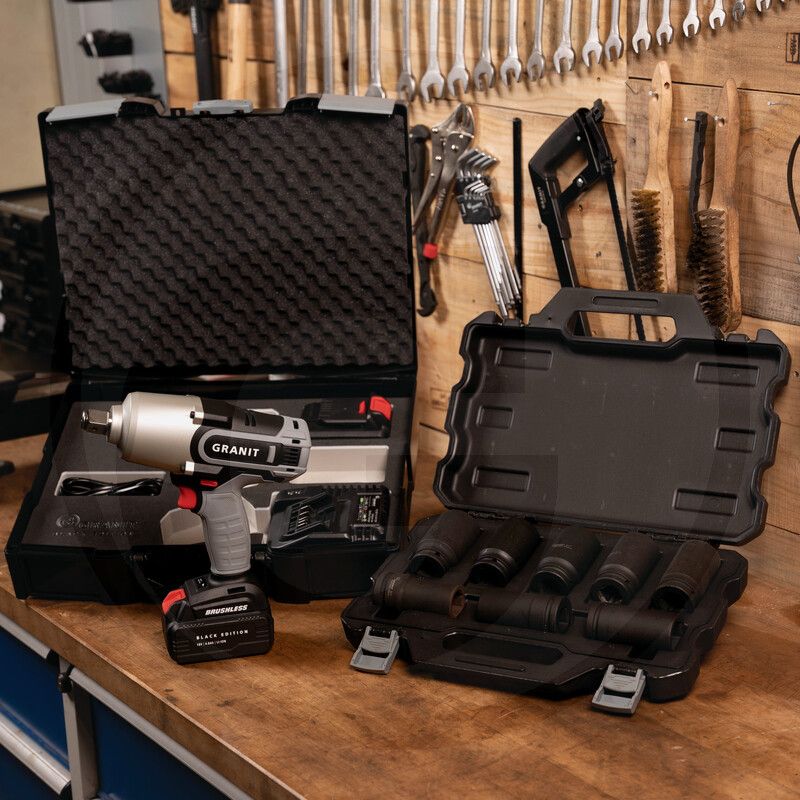 Akumulatora triecienatslēga BLACK EDITION 3/4" 18V 4.0 Ah + 3/4 ...